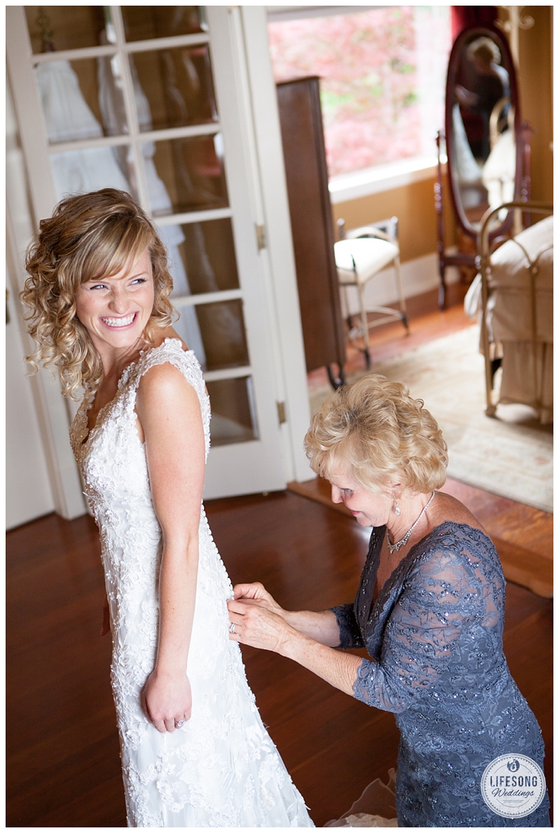 Morgan and Ashleigh | Beecher Hill House Wedding - Emily Moller Photography